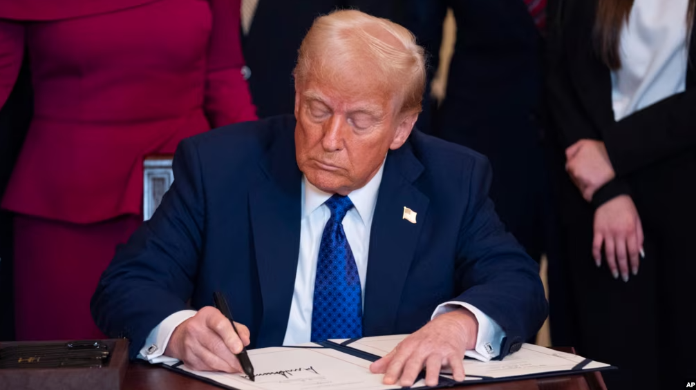 Trump Announces Plan to Transfer Foreign Criminals to Guantanamo Bay - Rks News