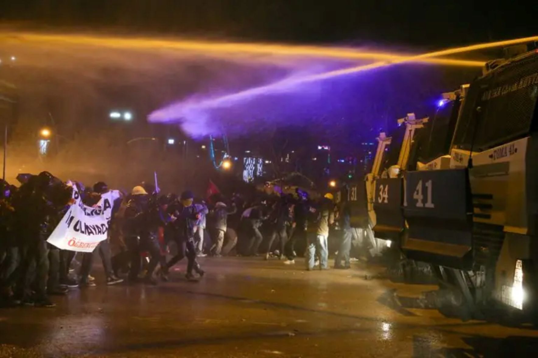 Turkey Arrests Over 300 During Protests Against Imamoglu's Arrest - Rks ...