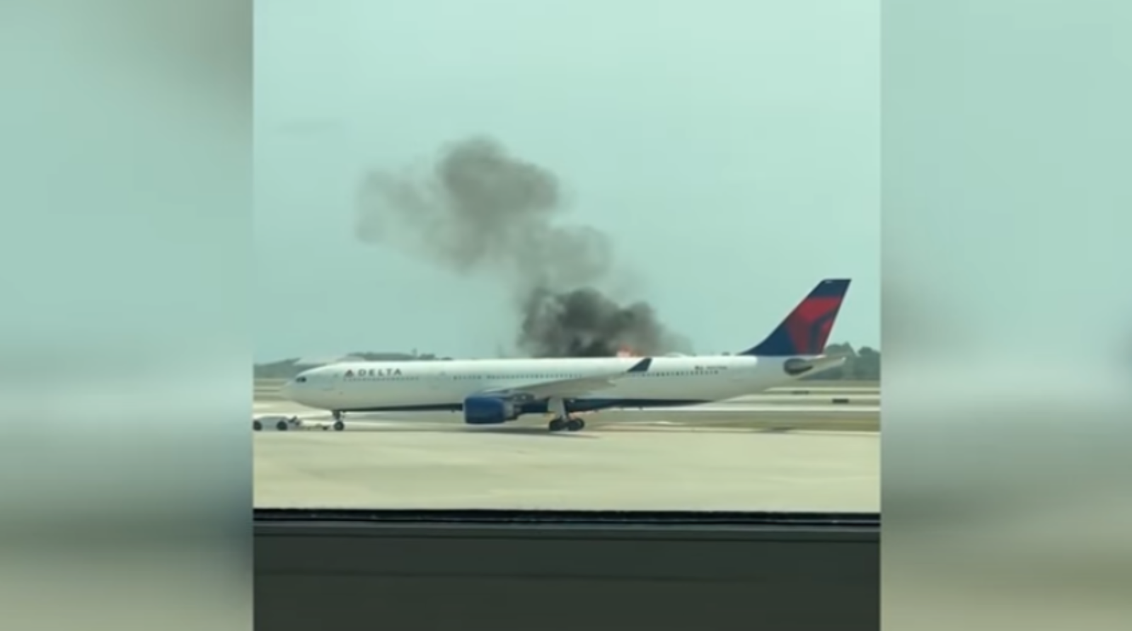 Engine Fire on Plane in Florida – Passengers Evacuate via Emergency ...