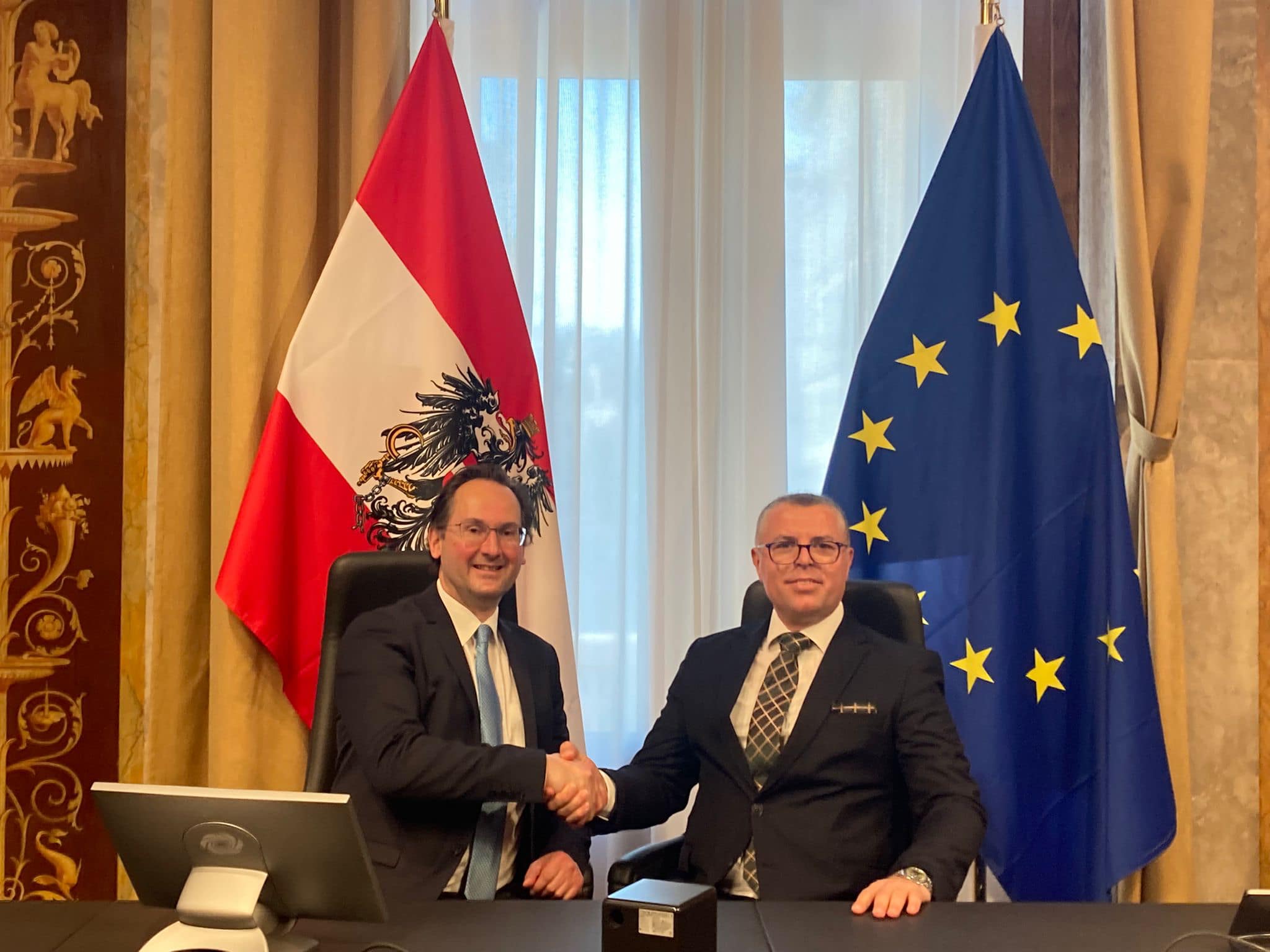 Austrian Politician Extends Condolences to Kosovo Over Death of Lea ...