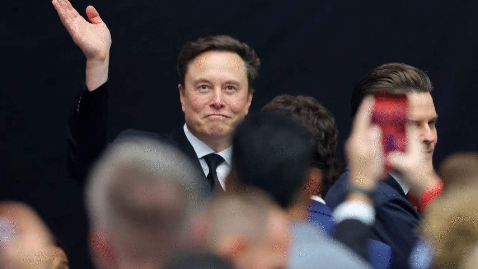 Charlie Kirk’s Funeral Brings Together Musk and Trump, Tech Billionaire ...