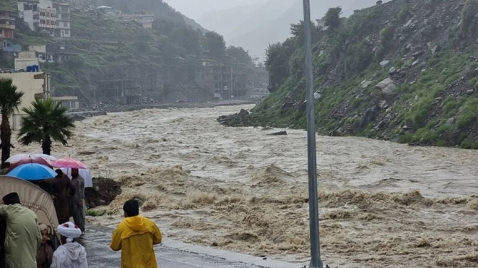 Massive Floods in Pakistan: Over Two Million People Evacuated - Rks News