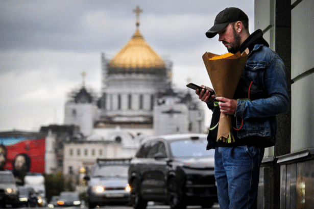 French Mayors to Raise Palestinian Flag Despite Government Order - Rks News