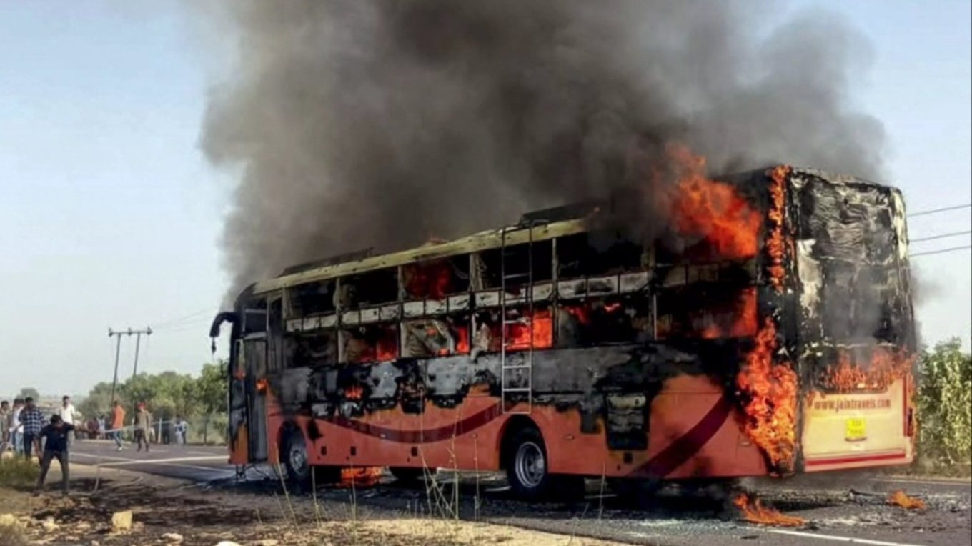 Tragedy in India: Bus Engulfed in Flames Leaves 20 Dead - Rks News
