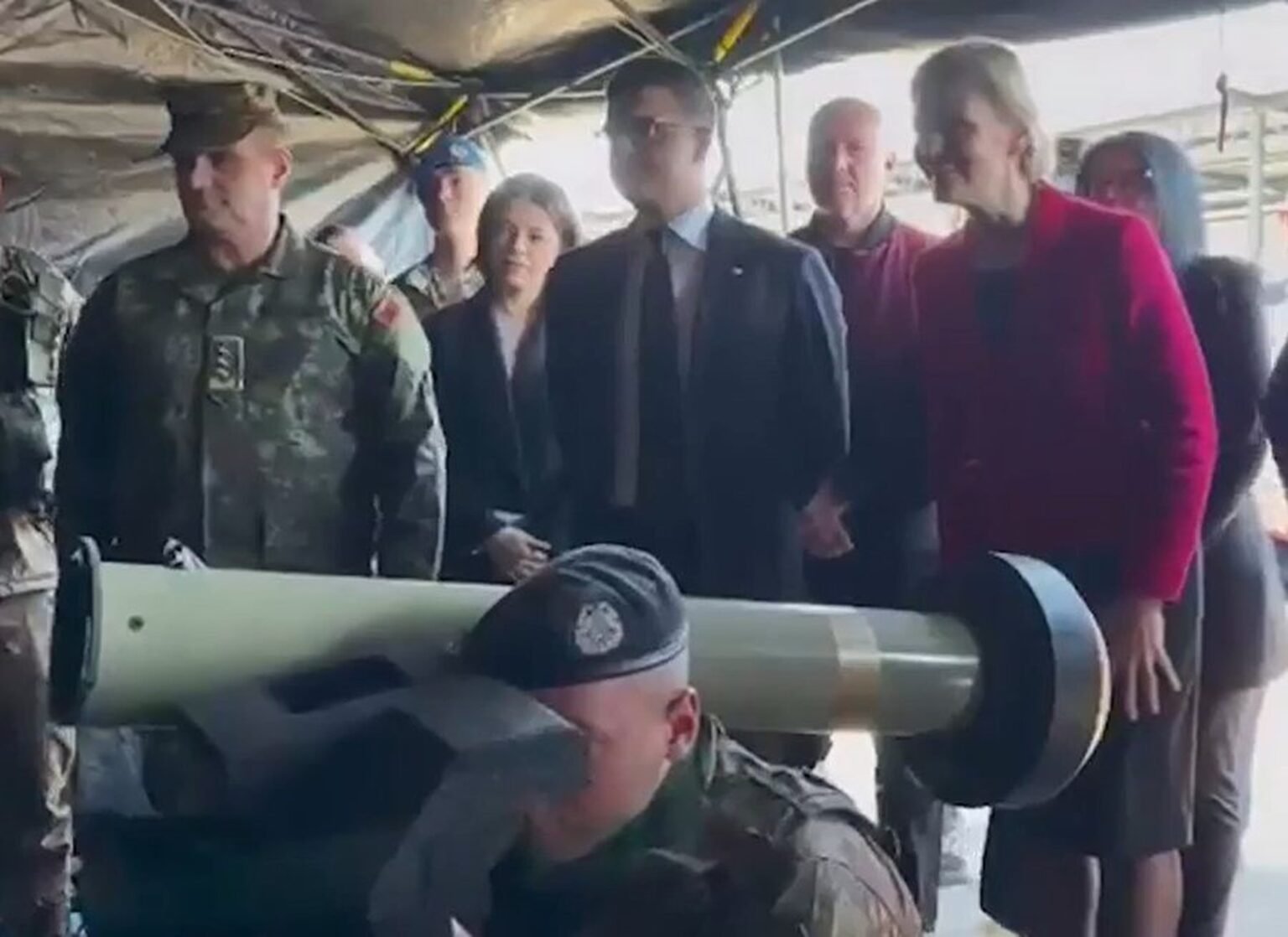 Albania Receives Javelin Missiles from the United States - Rks News