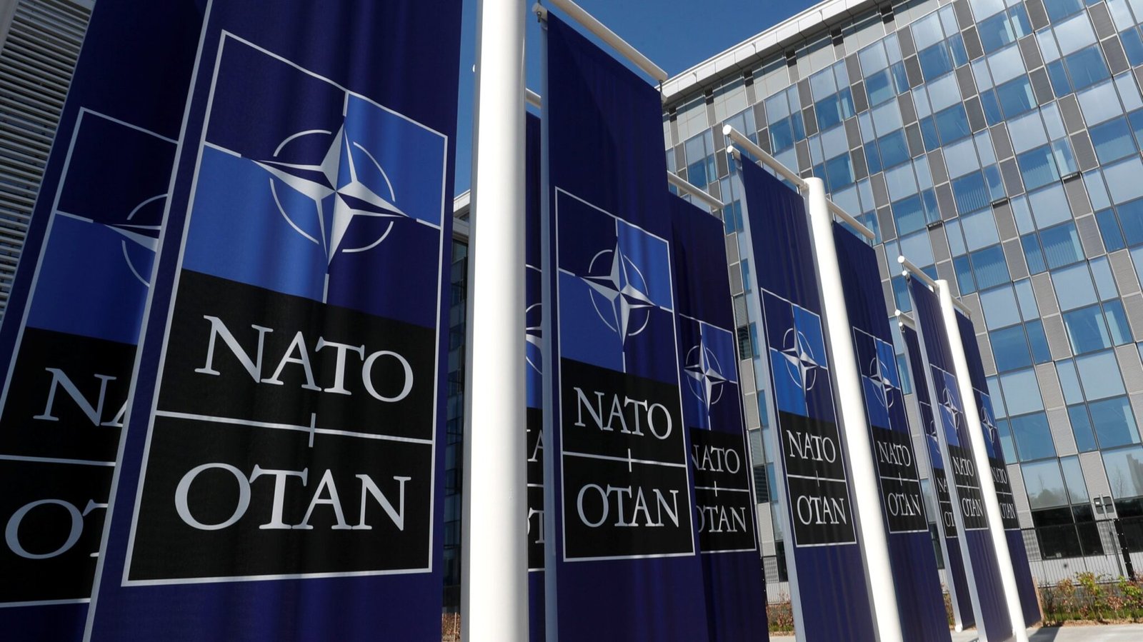 U.S. to Hand Over Two Key NATO Command Posts to European Officers - Rks ...