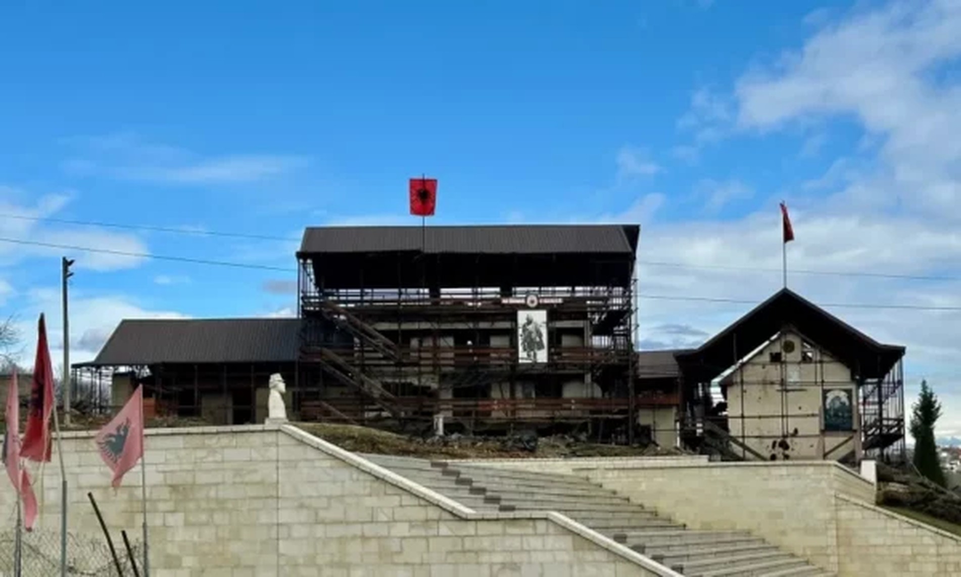 “28 years since the fall of the heroic Jashari family” - Rks News